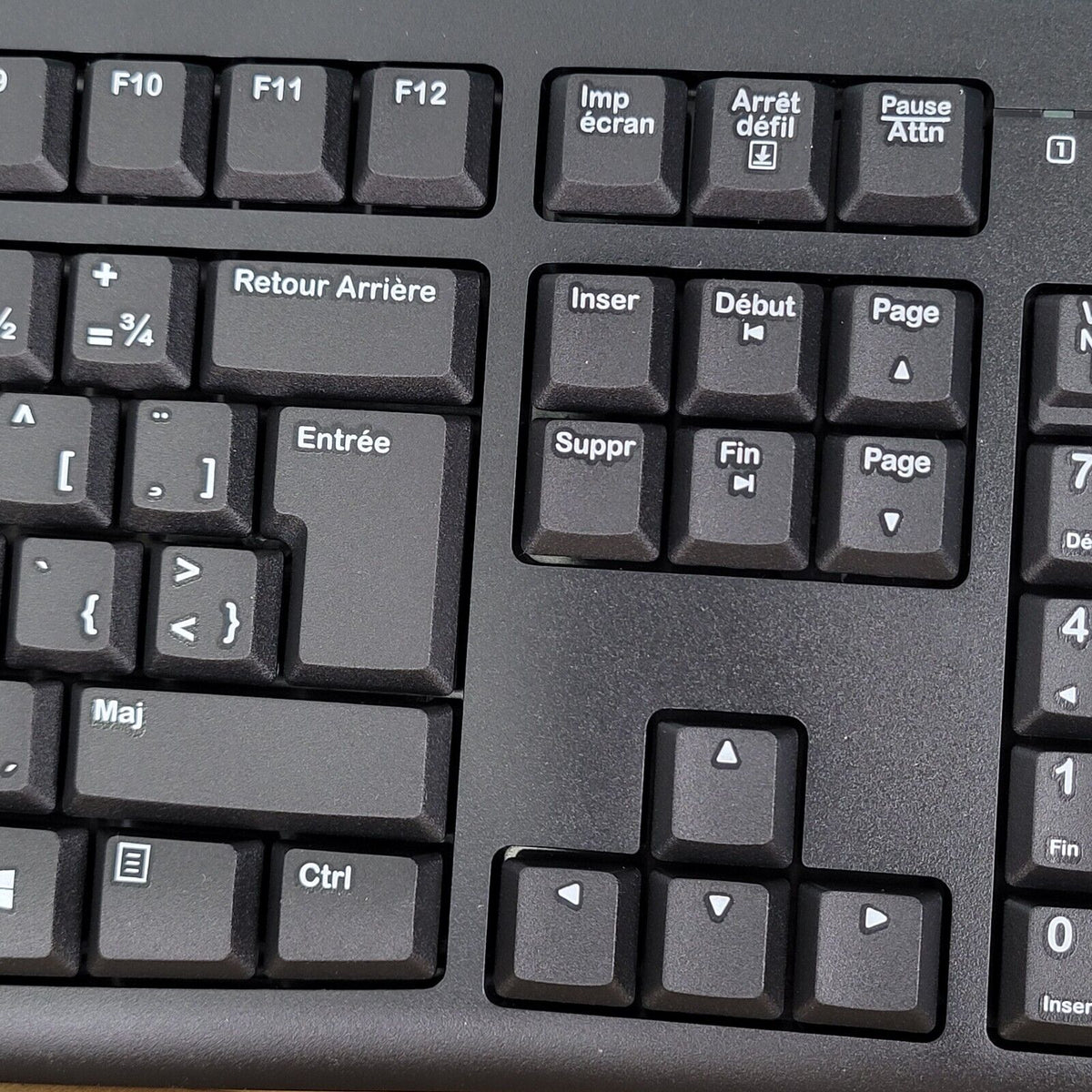 🔥Logitech K120 Keyboard - 920-002851 French Canadian Layout SHIPS TODA ...